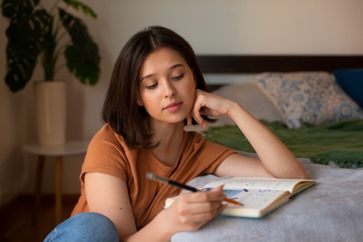 Negative Thinking Counselling | Overcome Negative Thoughts - Medavas